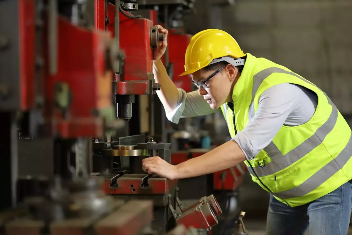 5 Things To Consider When Selecting a Mechanical Contractor...